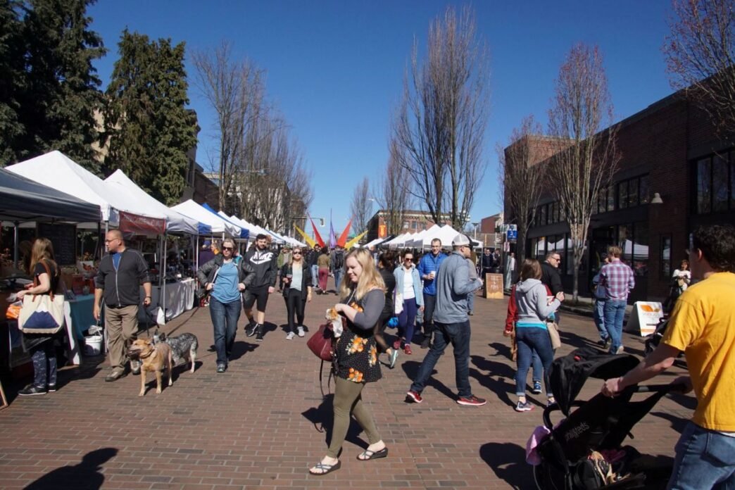 8 Crafts To Sell At A Farmers Market 2025 - Rooted Revival